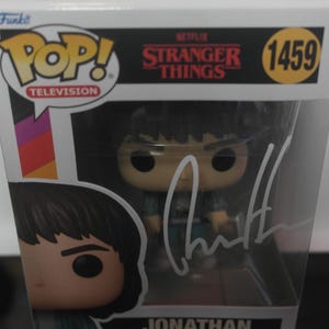 Signed Funko Pop #1459 - Stranger Things - Jonathan - Charlie Heaton ...