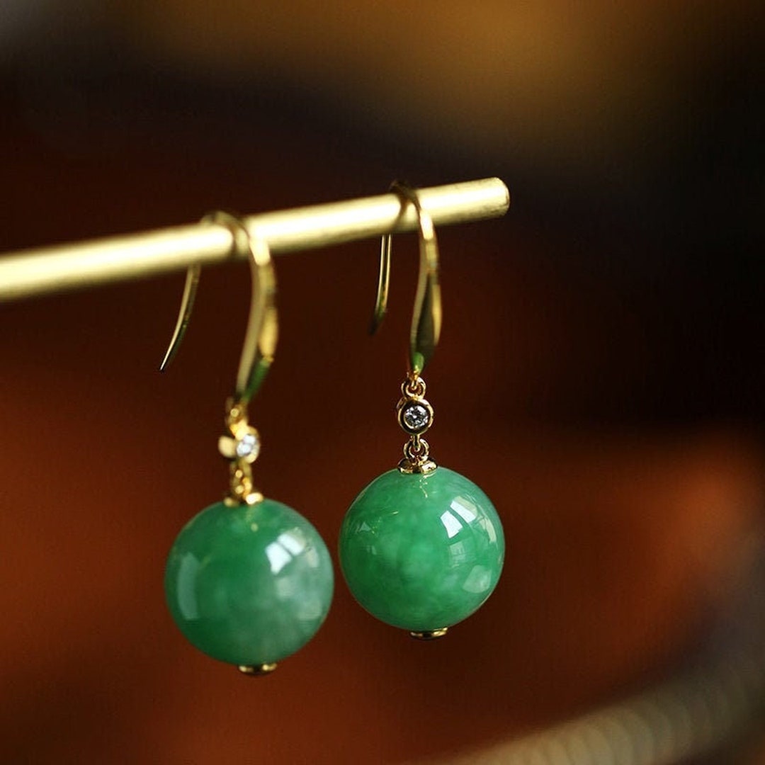 Natural 5A+ Jade Ball Shape & White Diamond 18K Solid Yellow Gold ...