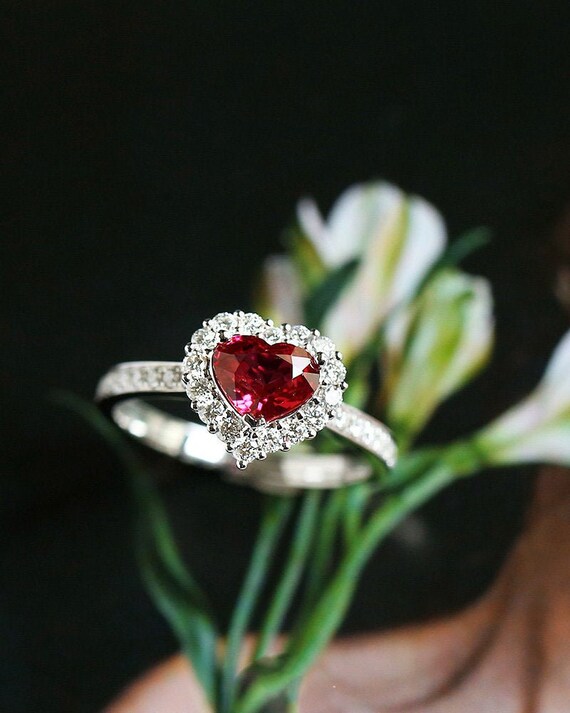 1.25ct Natural Spinel Heart Shape & White Diamond Ring 18K | Etsy