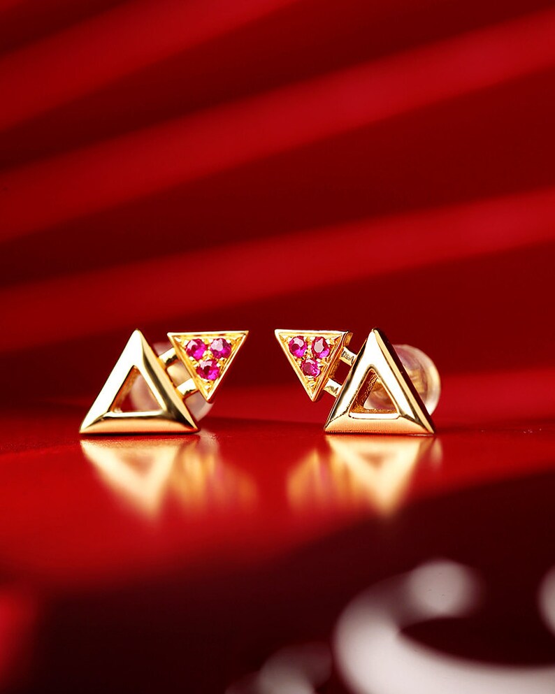 Natural Ruby Triangle 18K Solid White Gold Handmade Ruby - Etsy
