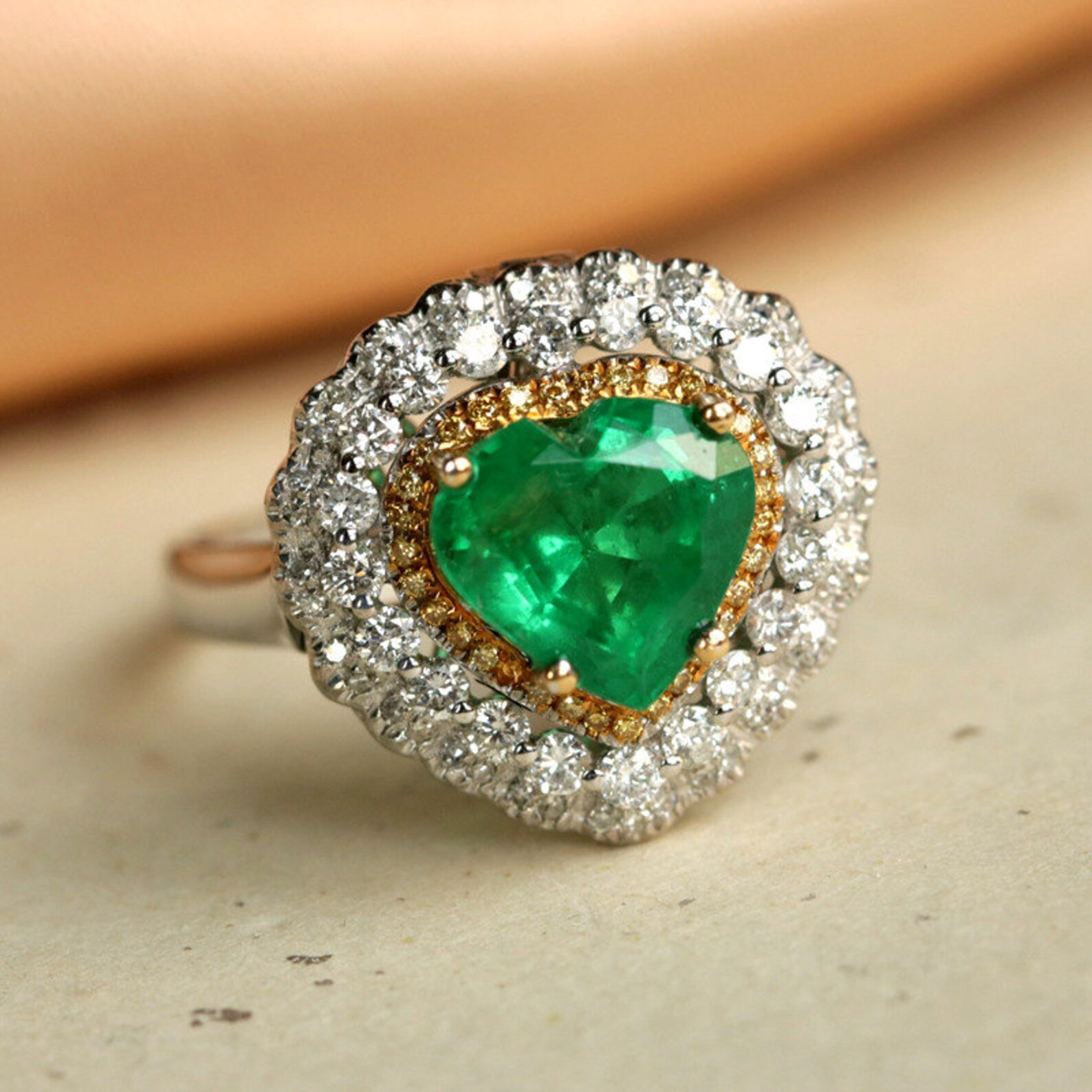 3ct Natural Emerald Heart Shape & White Diamond 18K Solid Gold - Etsy