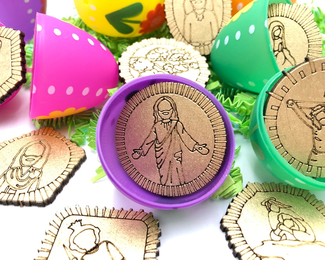 11 Easter Coins That Fit Inside Easter Eggs. 11 Easter Coins on Card ...