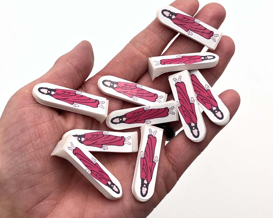 Mini Jesus Figurines, Set of 10, Pocket Jesus, Church Handout ...