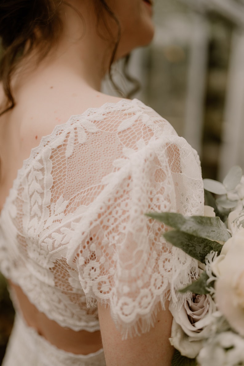 ROXANNE - Wedding Dress in Lace, Open-back and Skirt With Sequins ...