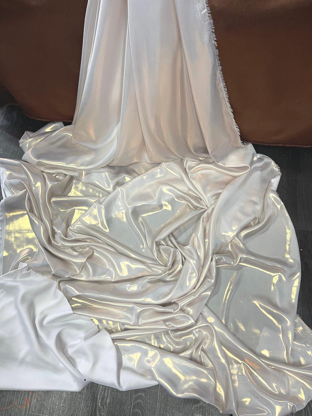 1m White / Gold Shimmer Satin Dress Fabric 58 Wide - Etsy