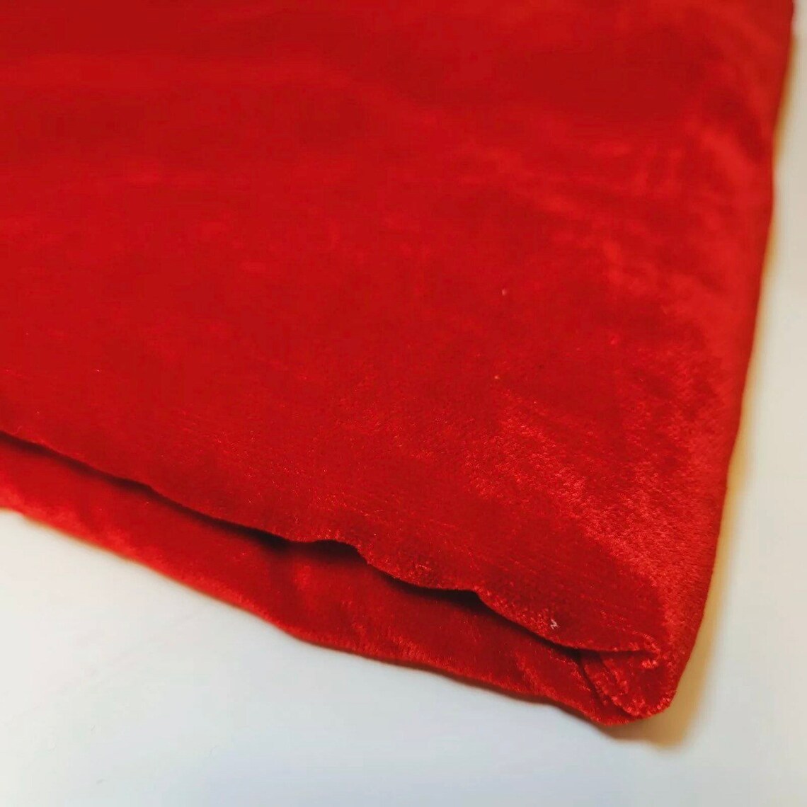 1m Red Micro Triple Velvet Velour Fabric Luxuriously Soft Velvet ...