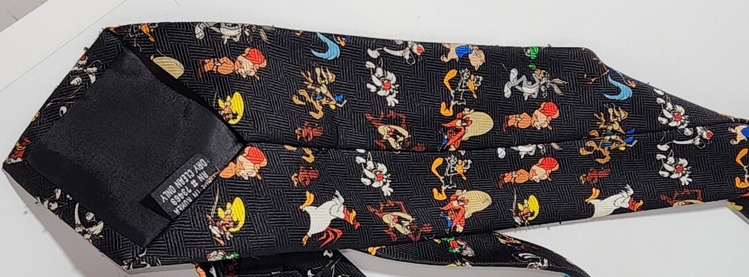 Elmer Fudd Sam Bugs Porky Pig Marvin the Martain Tasmanian Devil ...