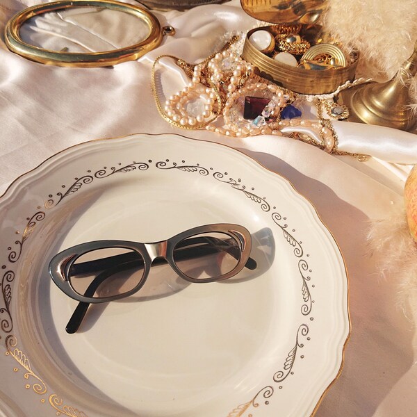 Pointy Glasses - Etsy