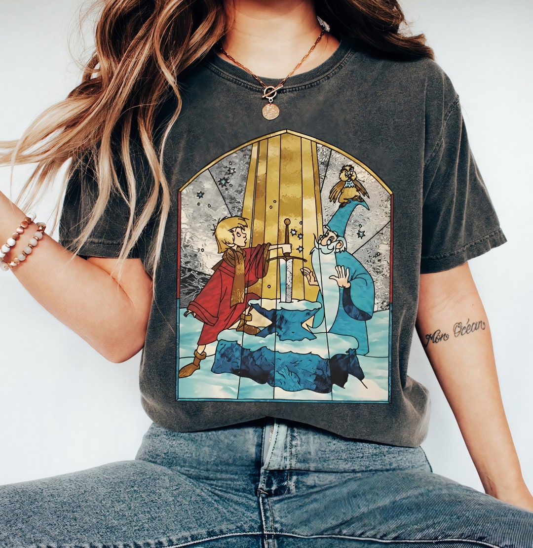 Retro Arthur and Merlin Shirt the Sword in the Stone Shirt, Magic ...