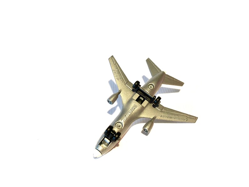 Jet Matchbox Airplane United DC 10 Diecast Metal Model 1973 SB 13 ...