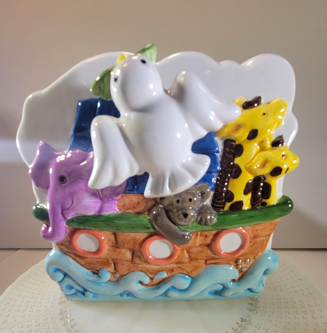 Napco Noah's Ark Musical Planter, Ceramic, Child's Bedroom Decor, Baby ...