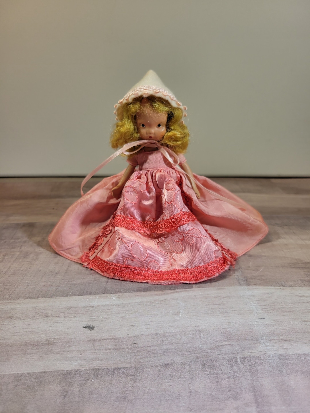 Charming Nancy Ann Doll, Painted Eyes, Frozen Legs, Collectible, Coral ...