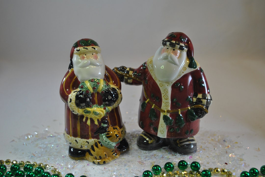 Santa Salt and Pepper Shakers, Collectible, Vintage, Christmas Décor ...
