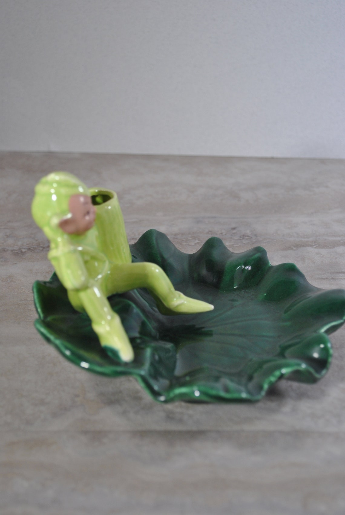 Green Elf Bud Vase/dish, Pixie Sitting on a Leaf, Vintage, Ceramic - Etsy