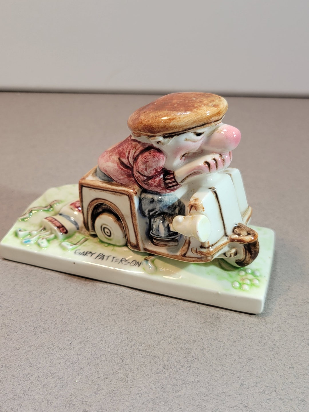 Funny Gary Patterson Golfer Figurine, Cartoonist Art, Ceramic Golfer in ...
