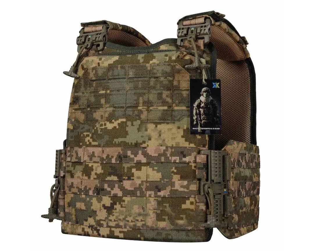 Ukrainian Army Plate Carrier Vest, Pixel Camouflage Tactical Vest ...