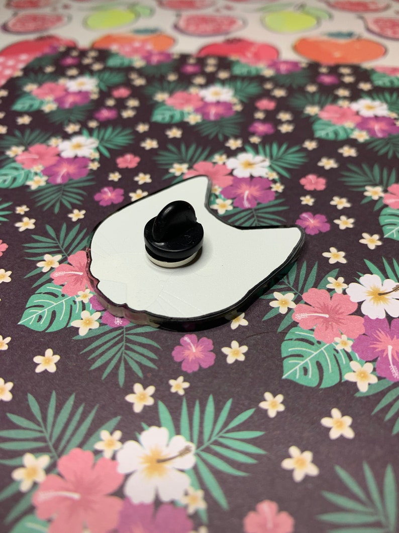 Cat Face 1.5 Acrylic Pin Rubber Clasp Bag Accessory Hat Decoration ...