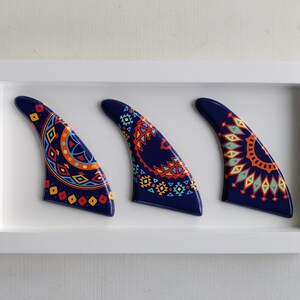Set of 3 Colorful Surfboard Fins in Frame: Surfing Board Fins - Etsy