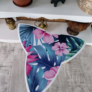 Triangle Coffee Table With Fish Pattern: Black Wooden Tea-poy Low Table ...