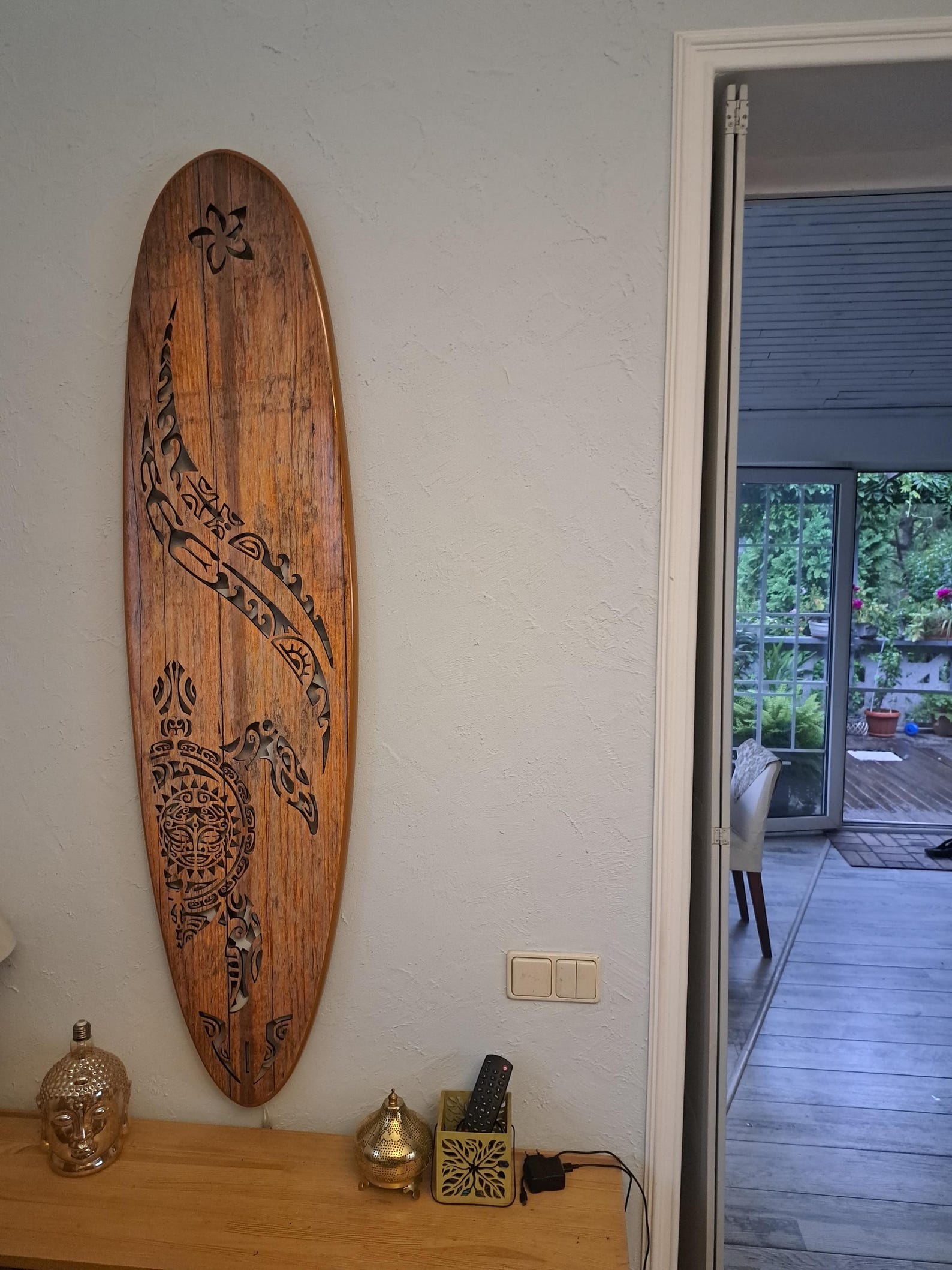 Surfboard LED Wall Light – Turtle Maori Pattern Coastal Sconce - Etsy