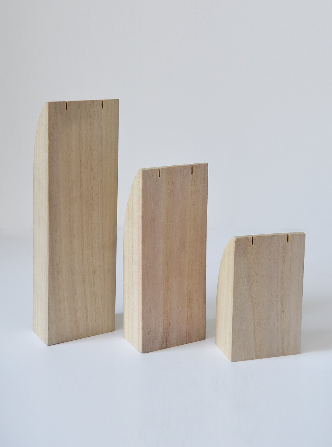 Solid Wood Necklace Stand (SET OF 3) - Etsy