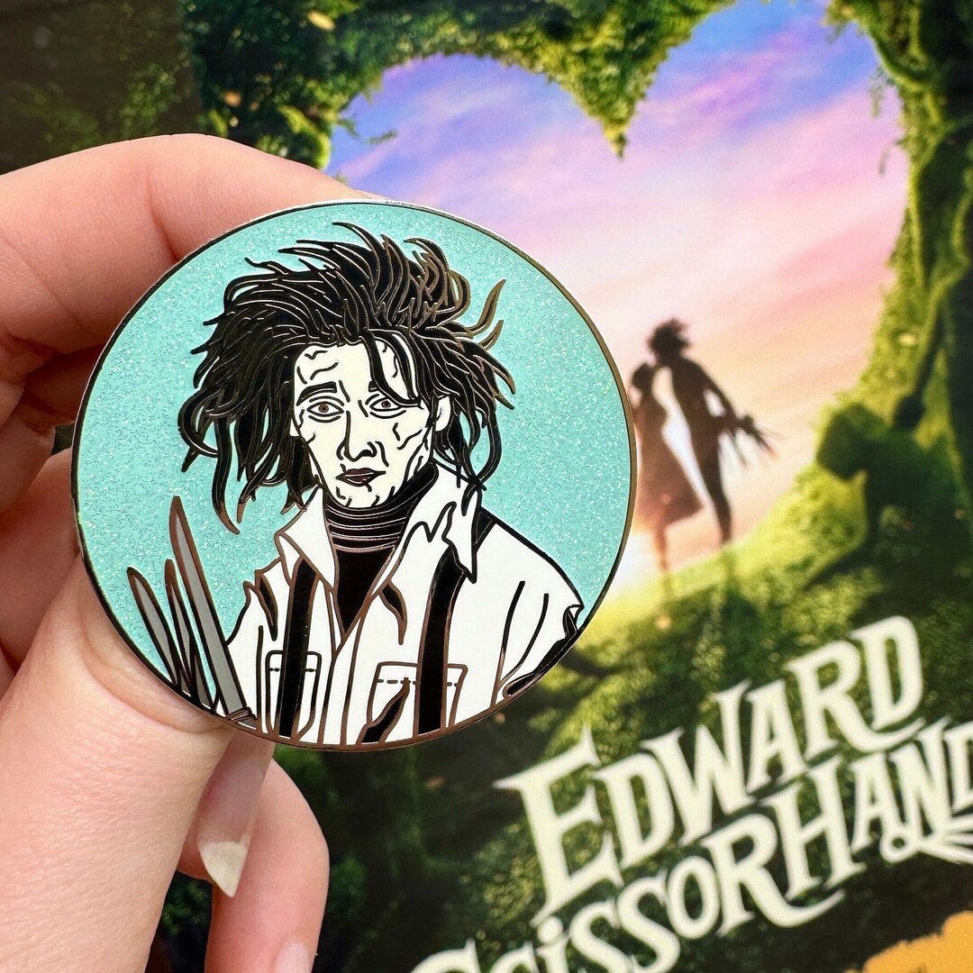 Edward Scissorhands Hard Enamel Pin Tim Burton Pin, Halloween Badge ...