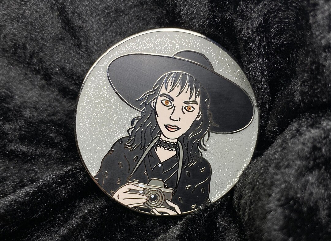 Camera Lydia Deetz Hard Enamel Pin Beetlejuice Pin Halloween Badge Beetlejuice Art Spooky