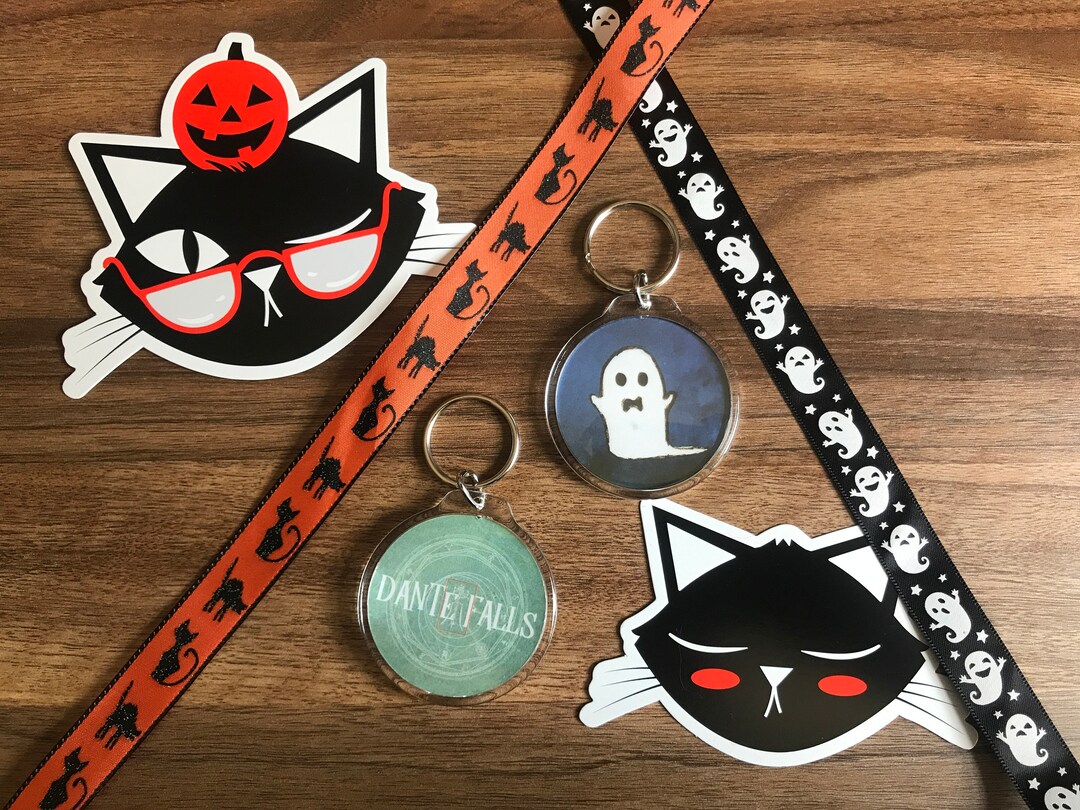 Spooky Keychain - Etsy