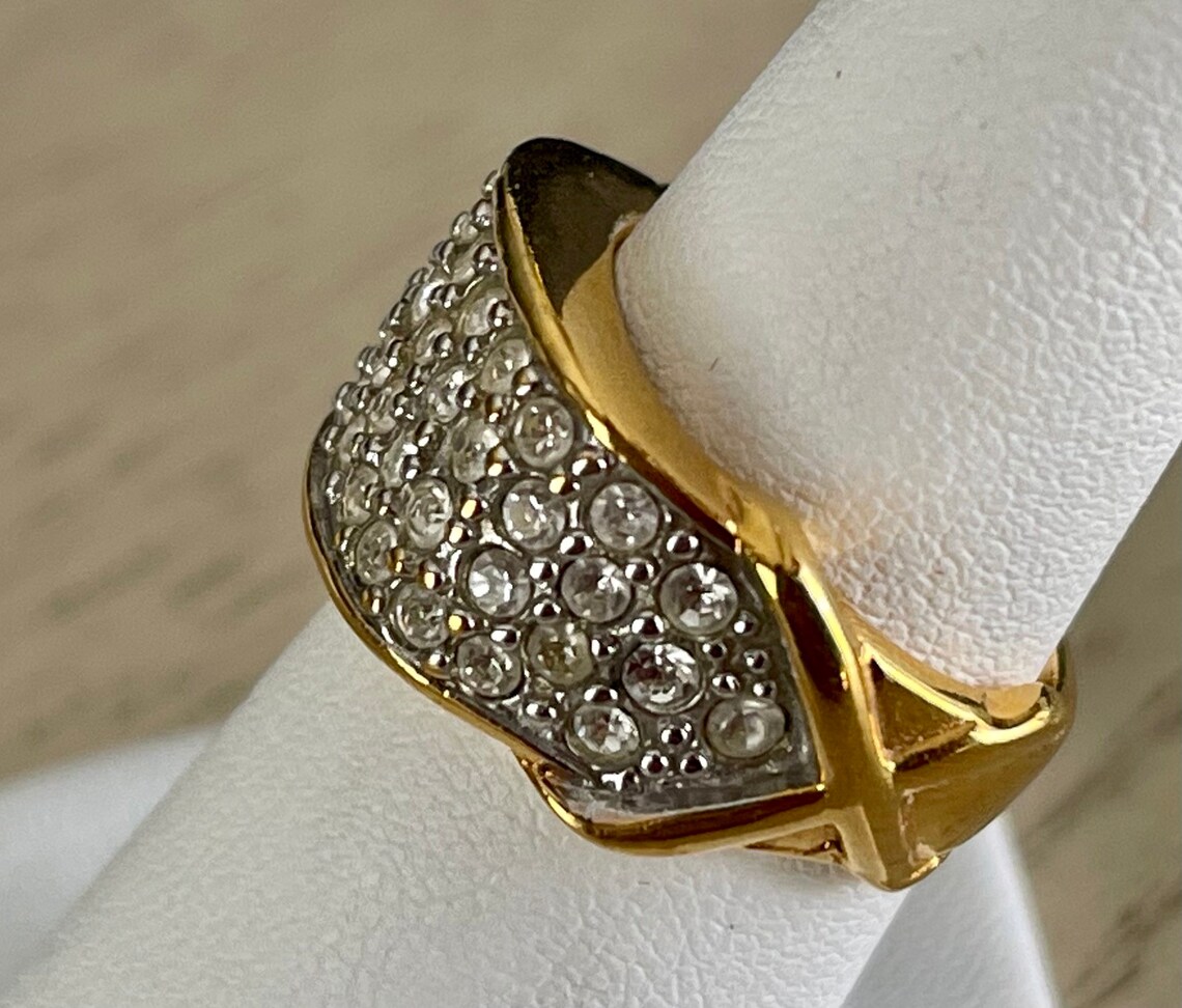 Avon Vintage 1994 Elizabeth Taylor Ring brilliance 22K Gold - Etsy