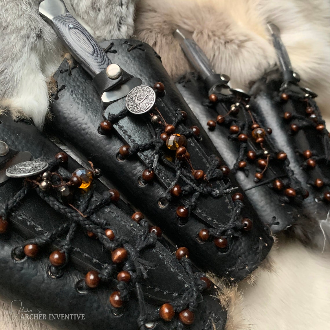 Dagger Bracer Set black - Etsy