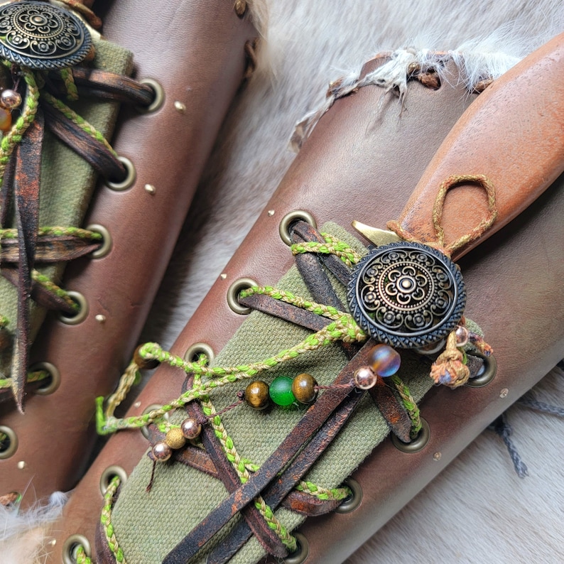 Elf Dagger Bracers - Etsy