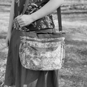 Autumn Leaves Mini Everything Tote, Small Tote Bag With Pockets for ...