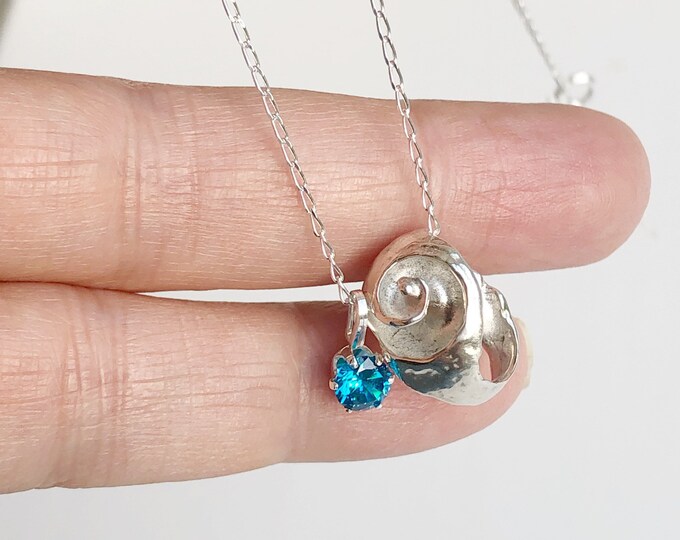 Handmade sterling silver jewellery inspired by by silvernutshell