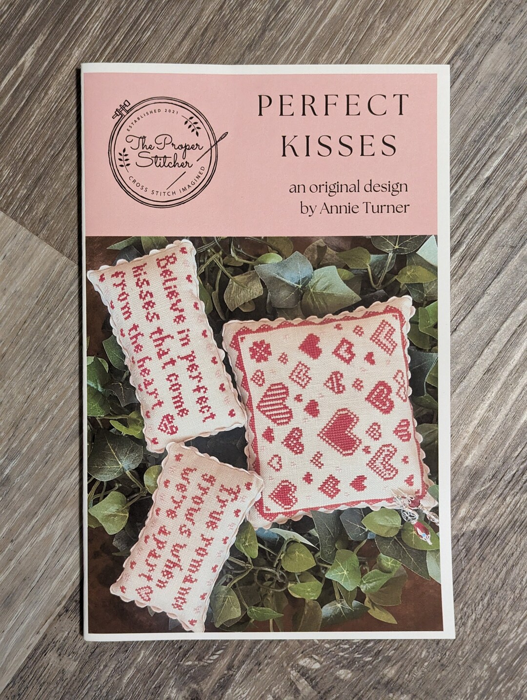 Perfect Kisses - Cross Stitch Pattern - A Valentine's Day Collection ...