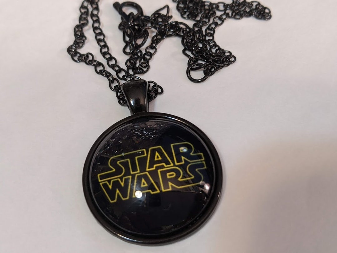 Star Wars Logo Pendant Necklace – Convention Exclusive - Collectible ...