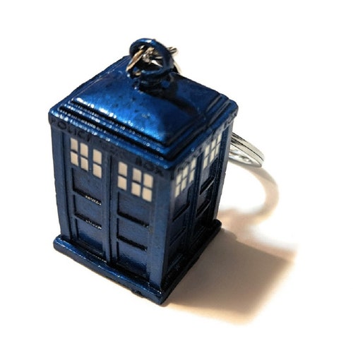 Dr Who Inspired Tardis and Sonic Screwdriver Keychain - Etsy