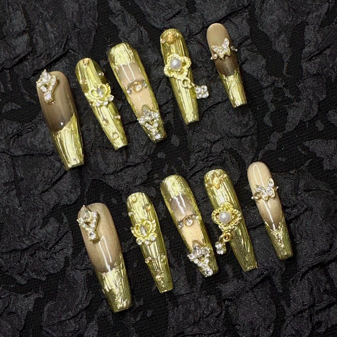 3D Handmade Golden Goddess Nails, ‘rutilated-quartz’ Design Cat Eye ...