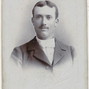 Vintage CDV France Business Card Portrait Male Photography Emile Héry ...