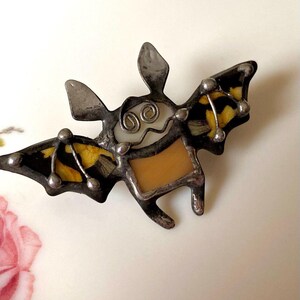 Brooch Stained Glass Bat, Broken China, Handmade, Halloween, Gift, for ...