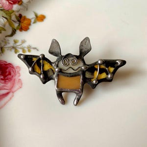 Brooch Stained Glass Bat, Broken China, Handmade, Halloween, Gift, for ...