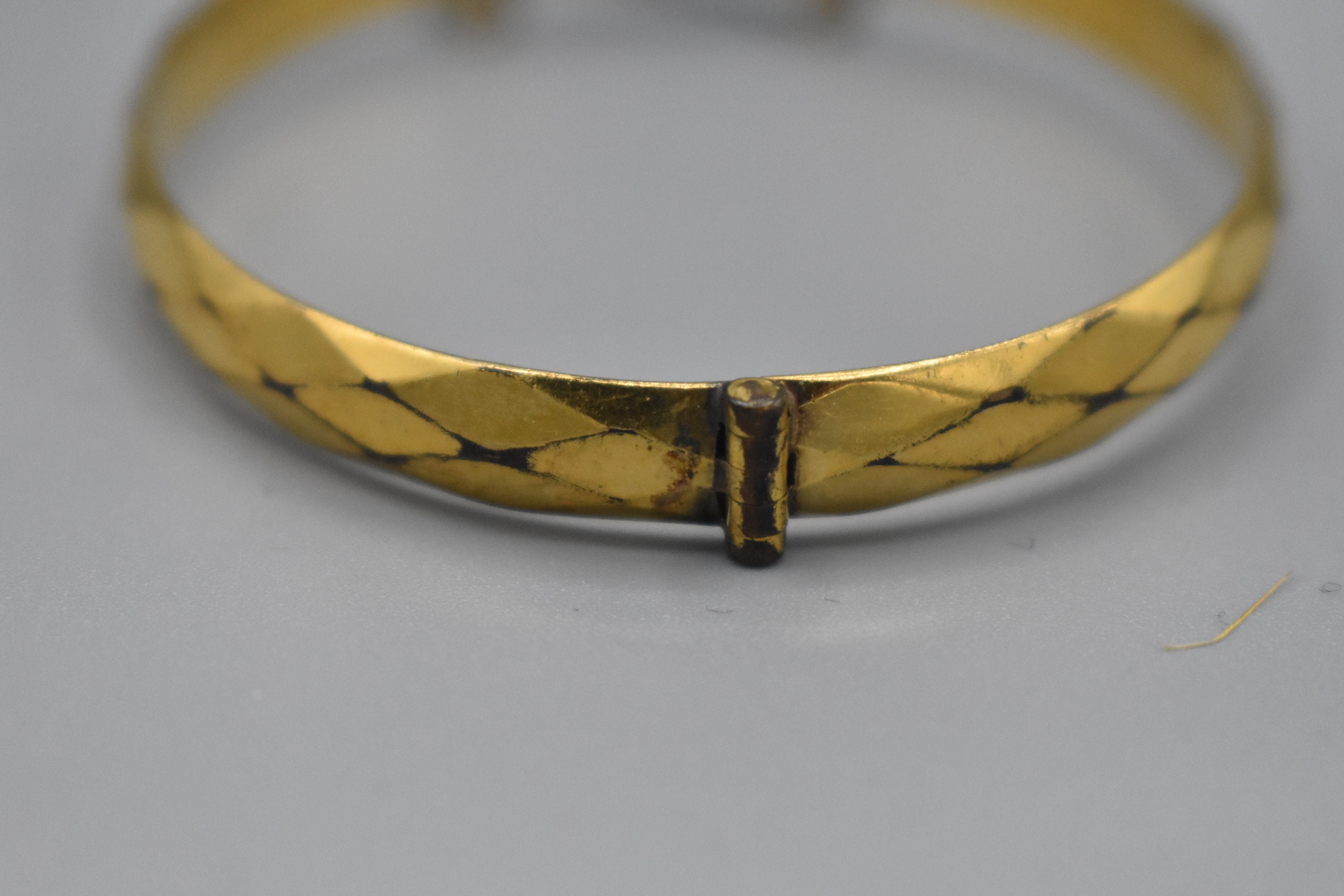 Vintage Rolled Gold Bangle With Safety Chain - Etsy