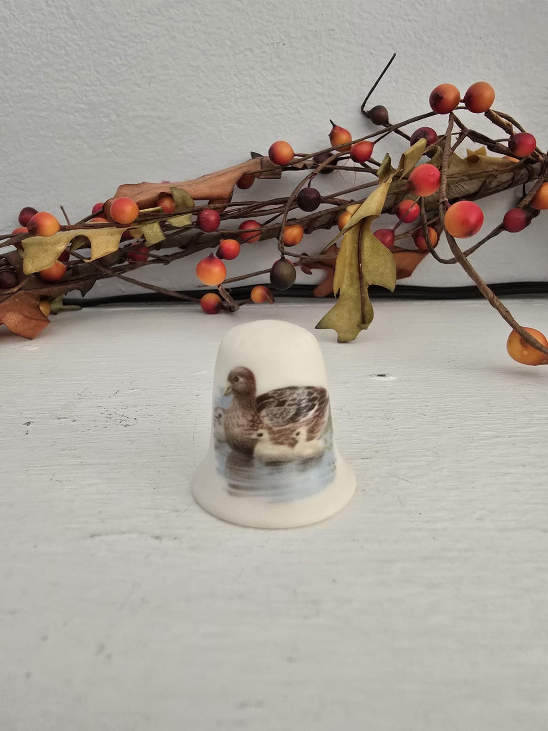 Vintage Duck and Ducklings Thimble Heirloom Edition USA 1983 - Etsy