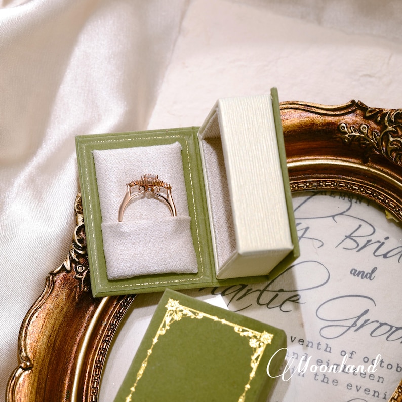 Magic Book Gift Box, Light Green Ring Gift Box, Necklace Gift Box ...