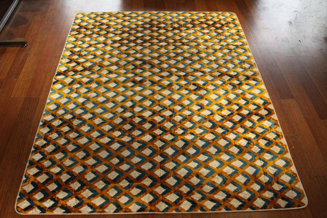 Elegant Blue and Yellow Velvet Rug 4x6 Ft Handcrafted Silk & Velvet ...