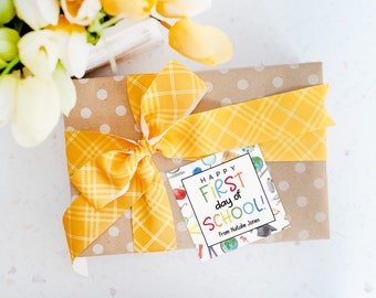 PRINTABLE Back to School Gift Tag, Happy First Day of School Gift Tags ...