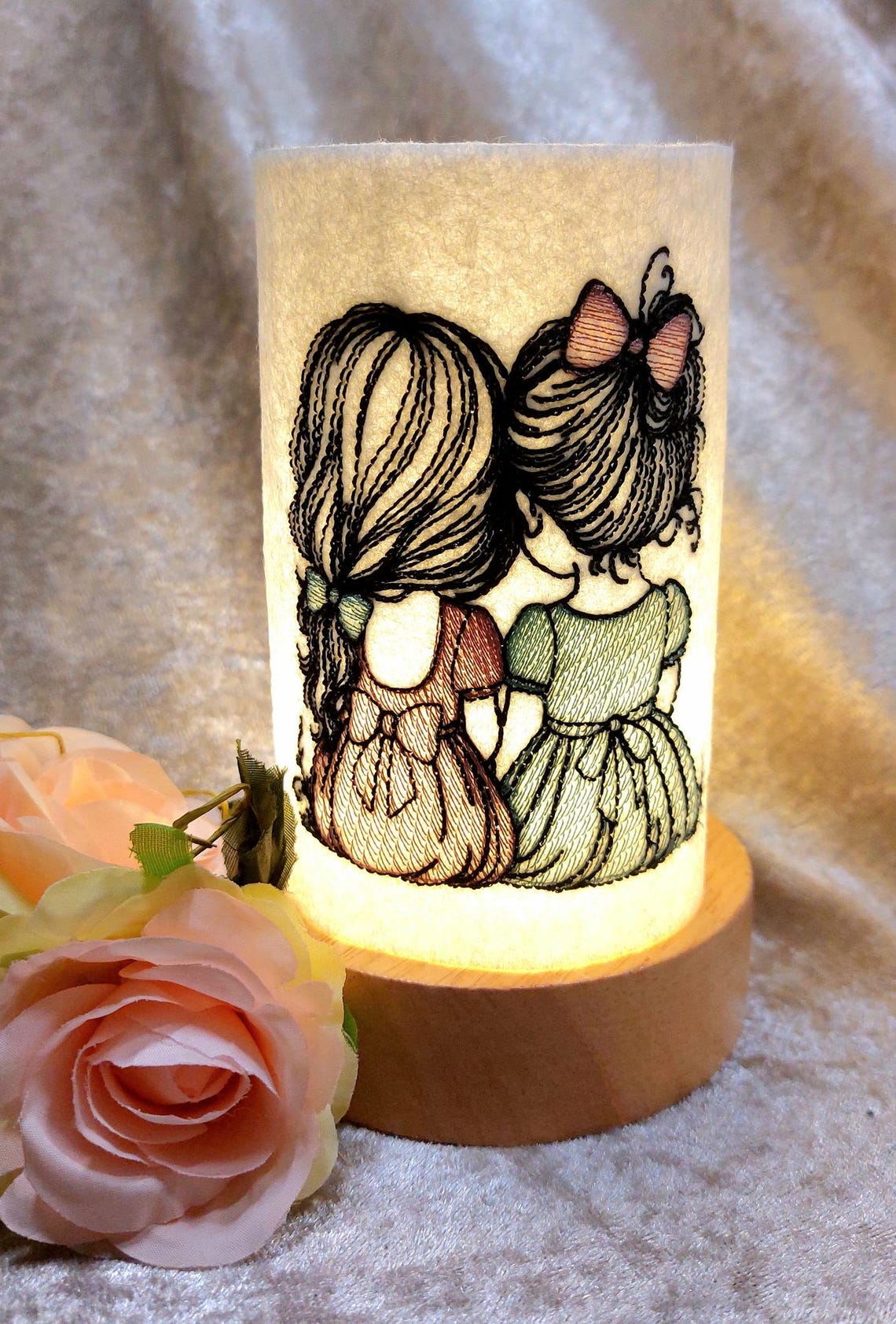 Girls Embroidery Design, Best Friends Girlfriends and Kids Motif ...