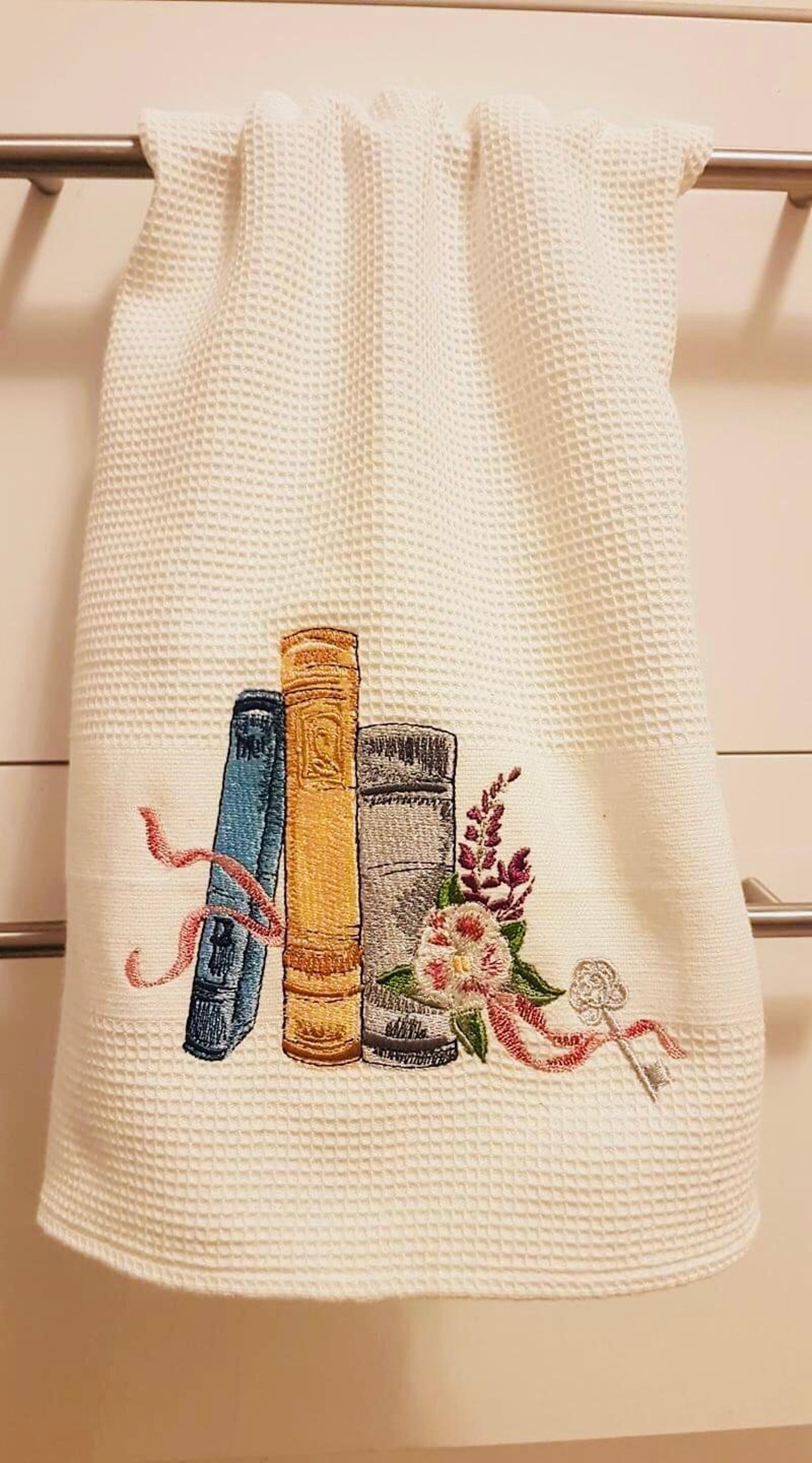 Books Embroidery Design, Books and Flowers Motif, Pattern for Machine ...