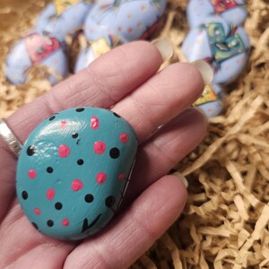 Hand-painted Bird Rocks: Whimsical Serenity Stones - Etsy