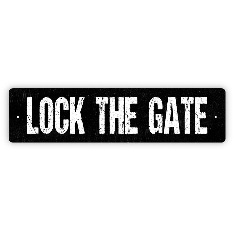 Please Lock the Door Sign - Etsy