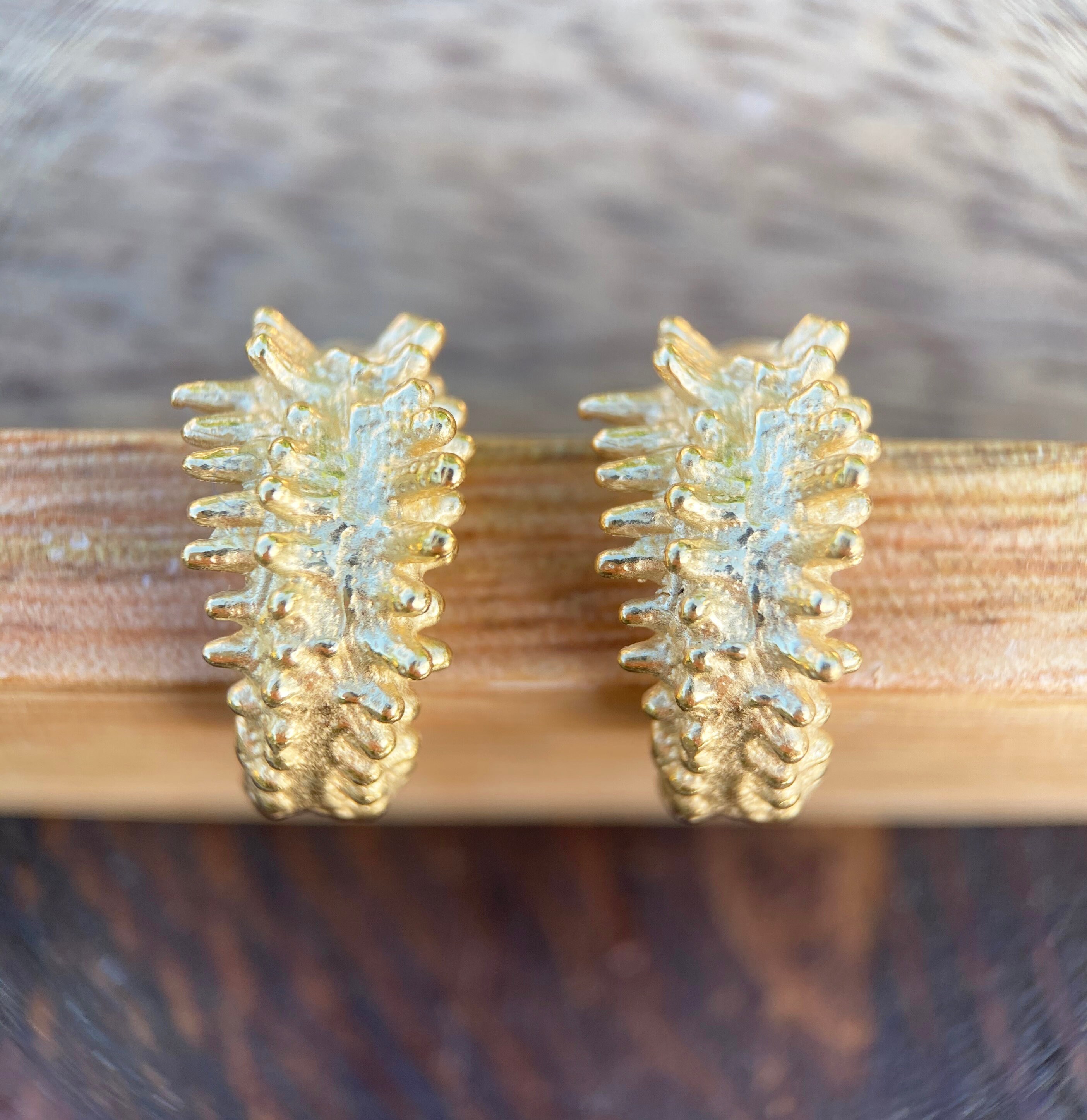 Sterling Silver Textured Spine 1/2 Hoops - Etsy